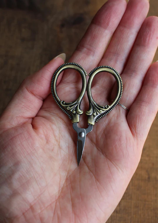 Mini Embroidery Scissors – The Frayed Knot